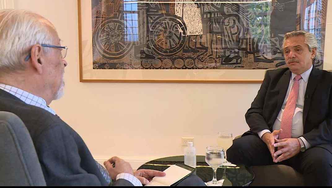 «Respondo a Horacio Verbitsky» por Osvaldo Bayer – Estación Finlandia